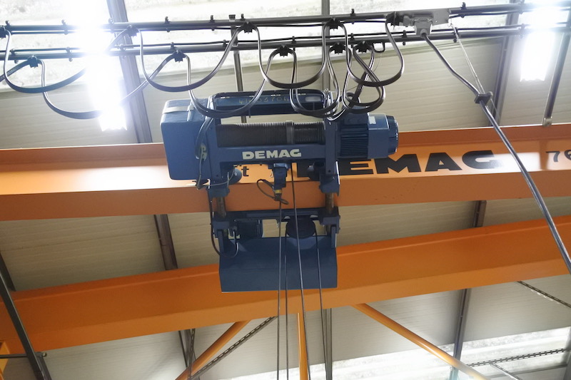 DEMAG Single Girder 5 Ton SWL with motorised end carriages and Pendant ...
