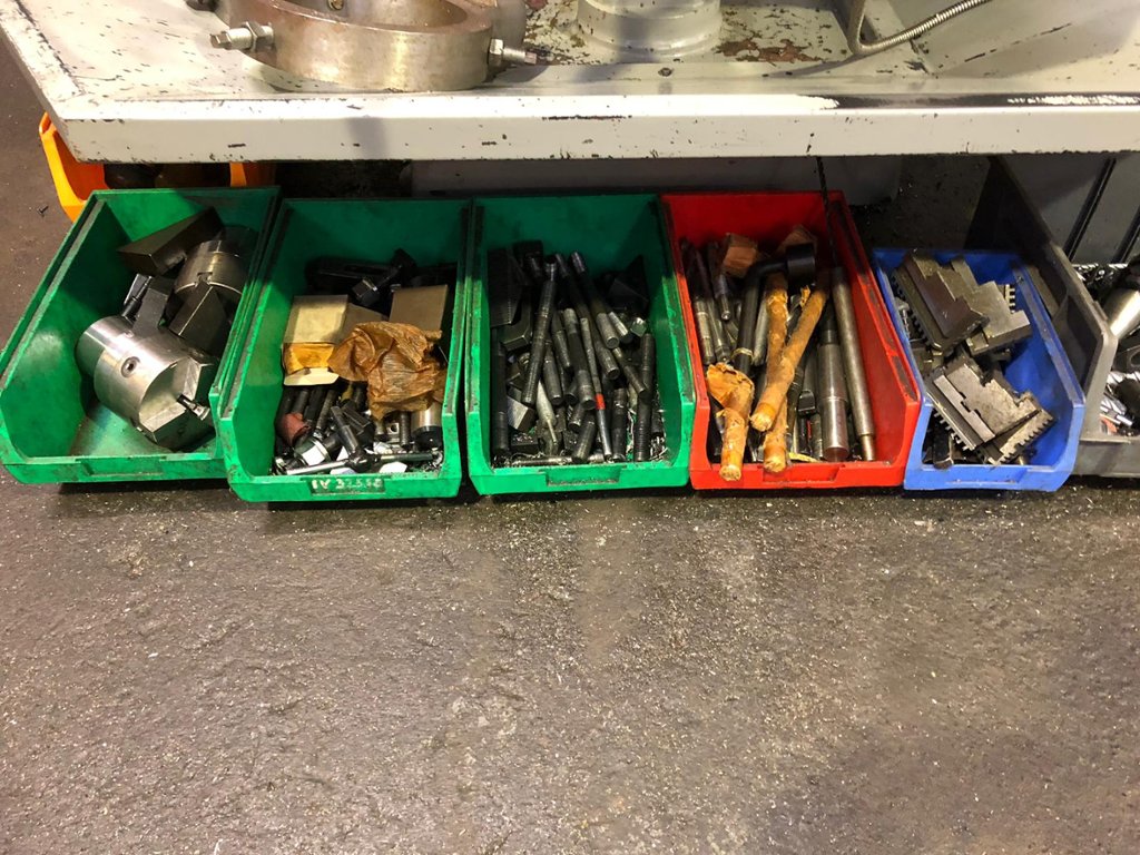 EUROPA Milltech 5000VS Turret Milling Machine