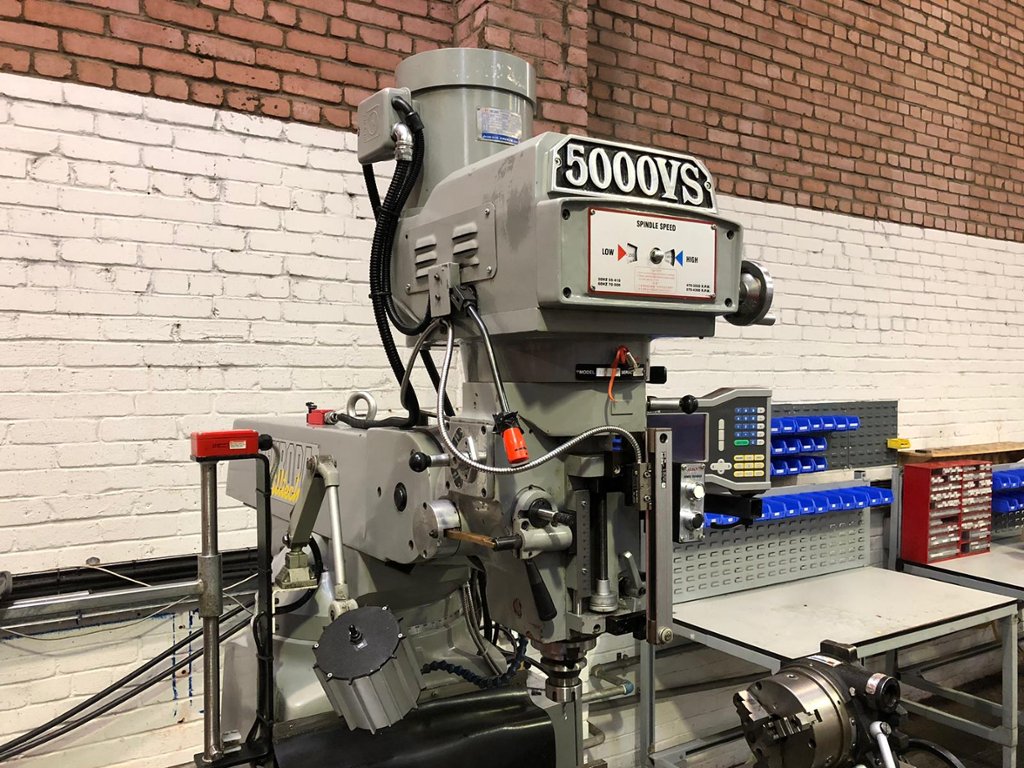EUROPA Milltech 5000VS Turret Milling Machine