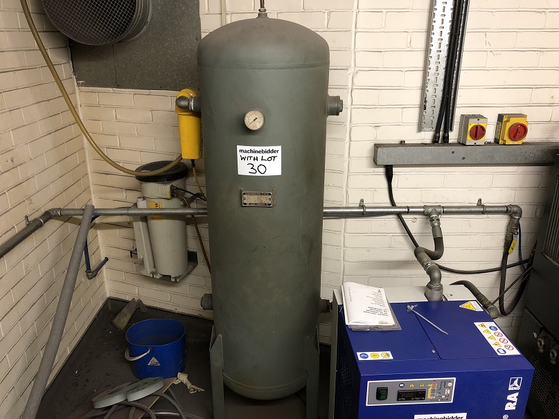 KAESER SK22 Compressor. Year 2014. Complete with Air Receiver. Year 2004