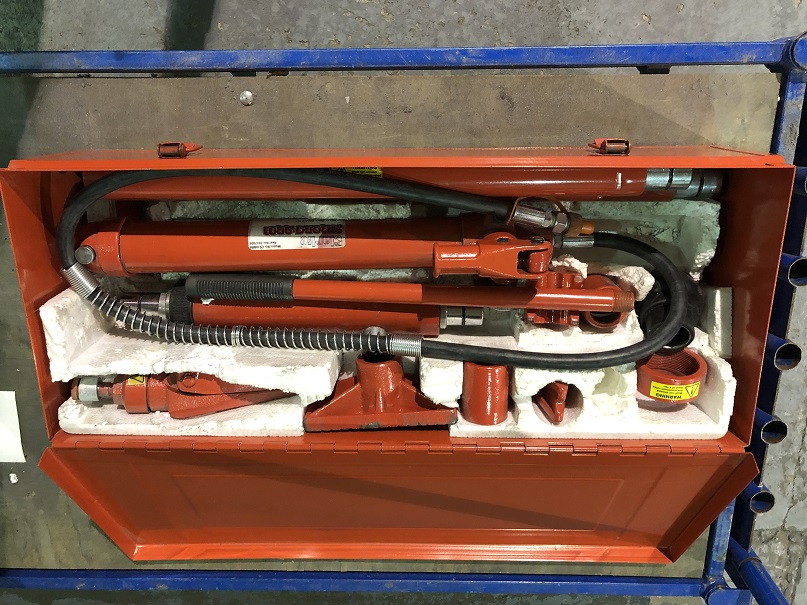 CLARKE 10 Ton Body Repair Kit/Strong Arm