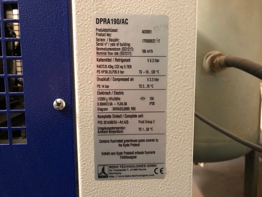 KAESER SK22 Compressor. Year 2014. Complete with Air Receiver. Year 2004